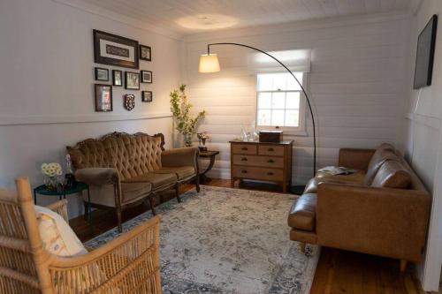 Woolbrook Cottage - Charming 1890's Heritage, Taralga – Updated 2023 Prices