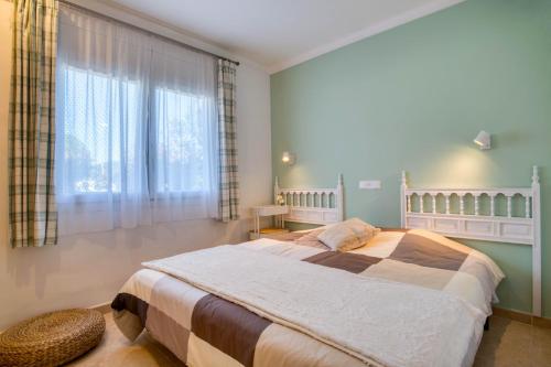 La Bellesa, L'Escala (updated prices 2024)