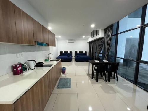 Pacific Tower PJ Section 13 WifiParkingOppJayaOne Mall, Petaling Jaya ...