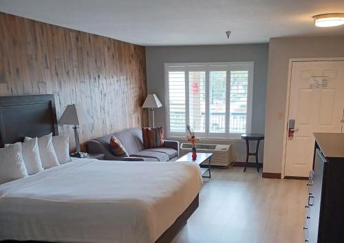 Mission Inn, Santa Cruz – Updated 2023 Prices