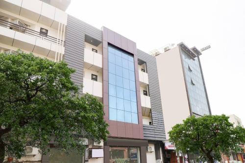 Collection O Mahavir Enclave Near Dashrath Puri Metro Station, New ...