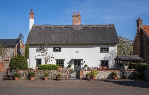 The Three Blackbirds, Stetchworth (updated prices 2024)