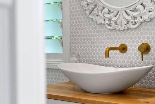 Bangalla, Bangalow (updated prices 2025)