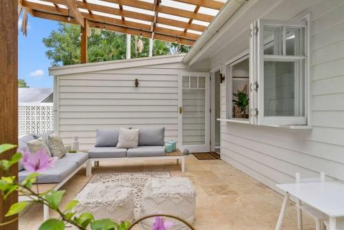 Bangalla, Bangalow (updated prices 2025)