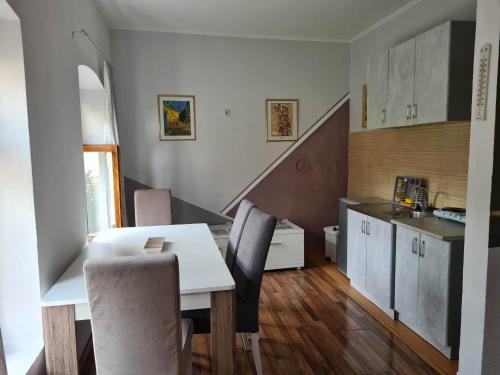 Stan Mostar-Mostovi, Mostar (updated prices 2025)