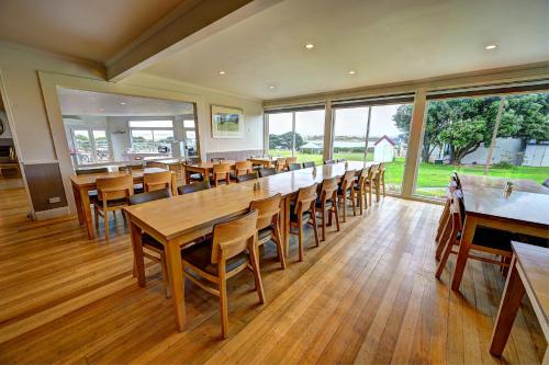 Diamond Island Resort & Bicheno Penguin Show, Bicheno – Updated 2023 Prices