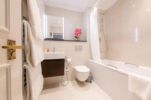 Manson Place, London (updated prices 2025)