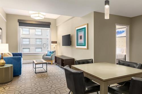 Magnolia Hotel Denver, a Tribute Portfolio Hotel, Denver – Updated 2023 ...