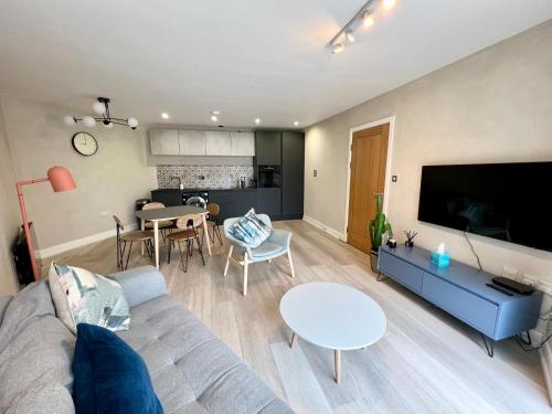 Altolusso, Cardiff (updated prices 2024)