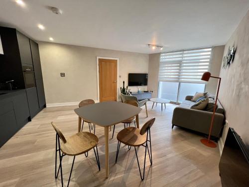 Altolusso, Cardiff – Updated 2024 Prices