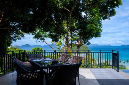 Perch El Nido's Seaview Villas overlooking Marimegmeg, El Nido (updated ...