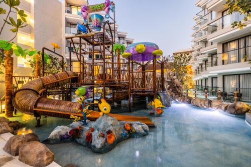 Phuket Emerald Beach Resort, Karon Beach – Updated 2023 Prices