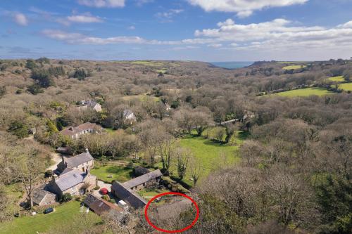 Beautiful Cornish barn in the stunning Lamorna valley with large garden ...