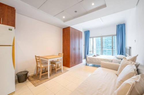 Lake view, Dubai (updated prices 2025)