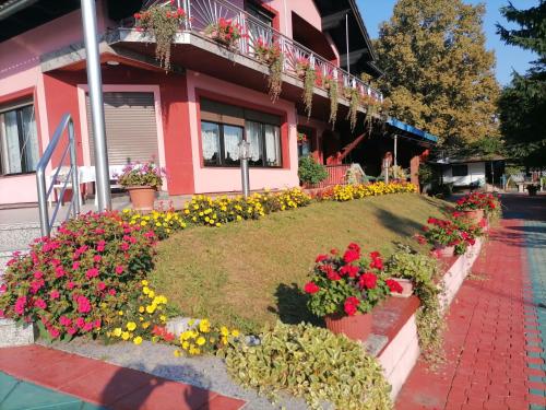 Stevin ranc, Bosanska Dubica – Updated 2023 Prices