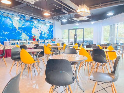 Sri Langit Hotel KLIA, KLIA 2 & F1, Sepang – Updated 2023 Prices