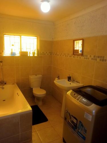 eManzini Guesthouse, Matibidi (updated prices 2025)