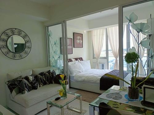 Azure Urban Resort Residences By April, Manila (updated prices 2024)