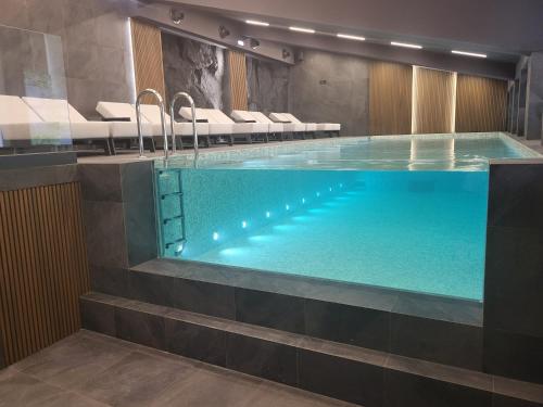 Hotel Ub Aqua Park, Ub (updated prices 2024)