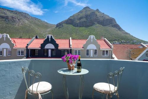 'Imagine' - Surfers Corner Muizenberg Village, Cape Town – Updated 2024 ...