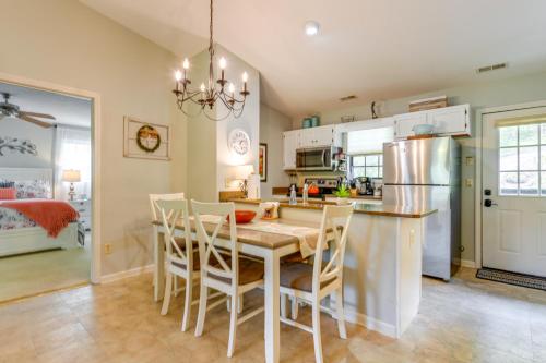 Bright Franklin Villa Fireplace, Golf Course View, Franklin – Updated ...