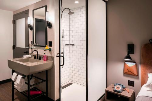 Moxy Chicago Downtown, Chicago (updated prices 2025)