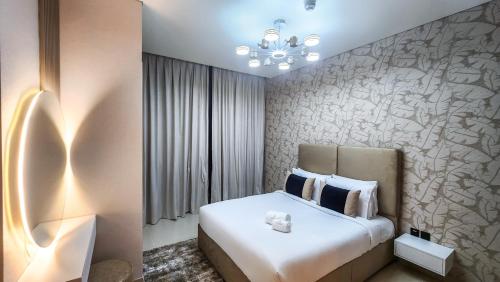STAY BY LATINEM Luxury 2BR Holiday Home CVR B407 near Burj Khalifa ...