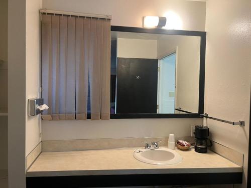 Central Motel, Fort Morgan (updated prices 2024)