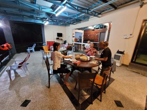 Lipis Riverfront Resort, Kuala Lipis – Updated 2024 Prices