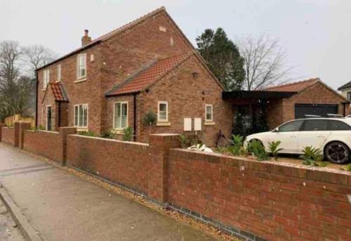 Burwood House, Sutton upon Derwent (updated prices 2024)