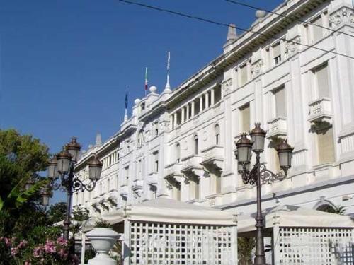 Le GRAND HOTEL, Riccione (updated prices 2024)