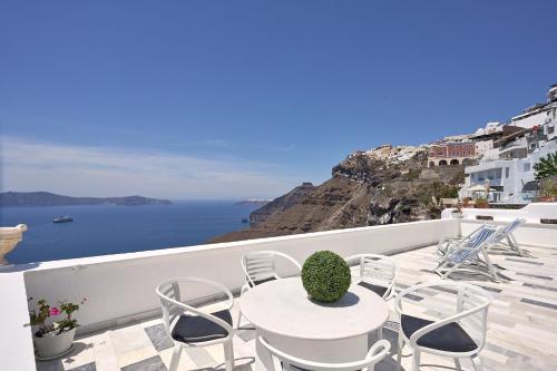 Amphitheater Cave Houses, Fira (precios actualizados 2025)