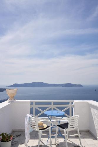 Amphitheater Cave Houses, Fira (precios actualizados 2025)