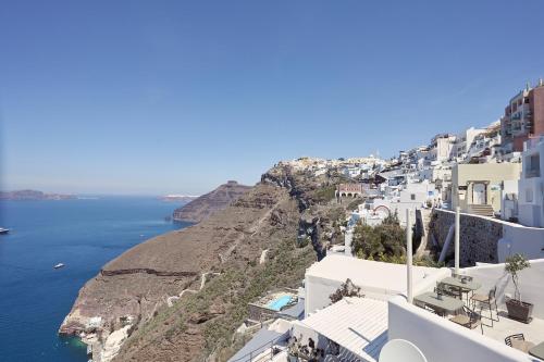 Amphitheater Cave Houses, Fira (precios actualizados 2025)