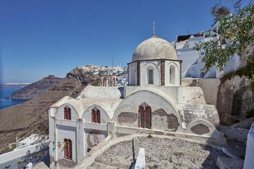 Amphitheater Cave Houses, Fira (precios actualizados 2025)