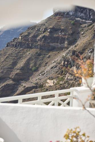 Amphitheater Cave Houses, Fira (precios actualizados 2025)