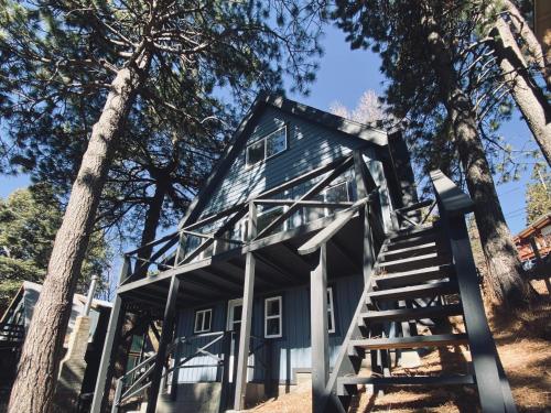 The Inspo Cabin with Stunning View, Running Springs (updated prices 2024)