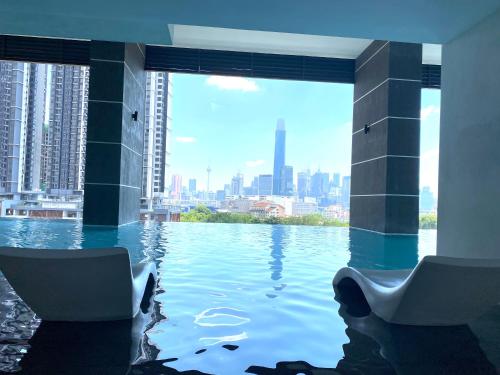 Lavile Homestay near Sunway Velocity and MRT Maluri by Iconique, Kuala ...