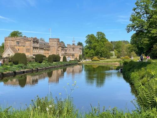 No 96 Chapel Lane - Self Contained Cottage In The Heart Of Butleigh ...