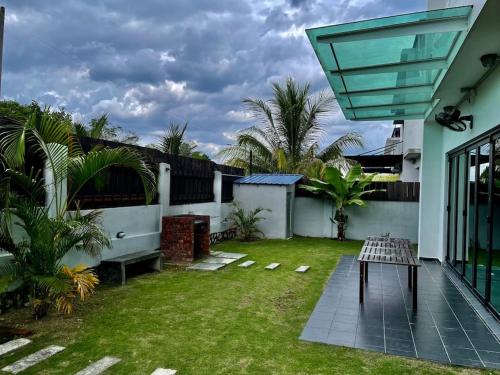 Teratak Amandarii Homestay, Kajang (updated prices 2024)
