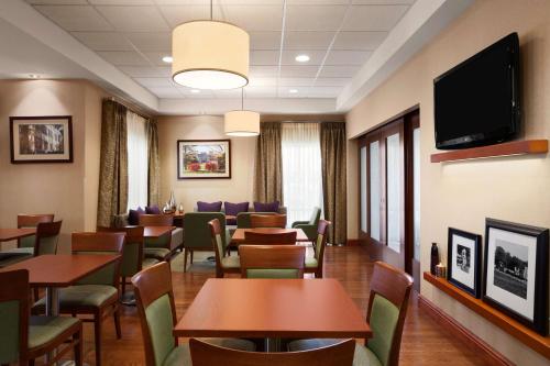 Hampton Inn Geneva, Geneva (updated prices 2025)