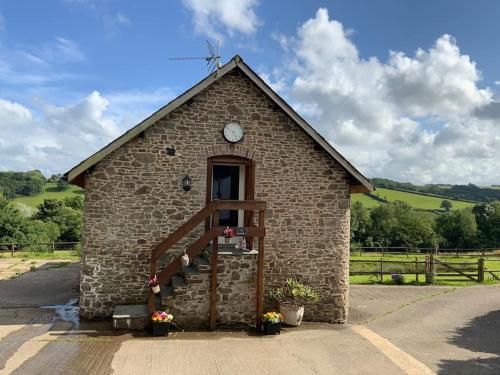 The Granary Cottage, Burrington (updated prices 2024)