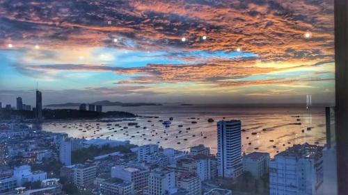 THE BASE CENTRAL PATTAYA, Pattaya (updated prices 2025)