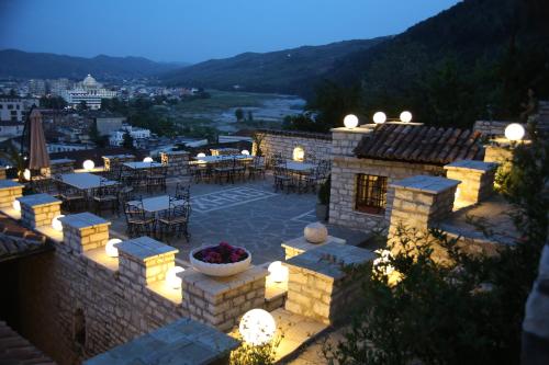 Hotel Vila Aleksander, Berat (updated prices 2024)