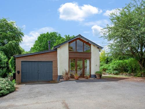 Lower Park Barn, Witheridge (updated prices 2024)