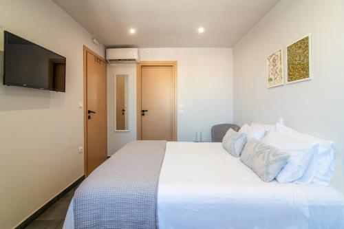 Navitas House, Athens (updated prices 2025)