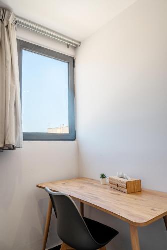 Navitas House, Athens (updated prices 2025)