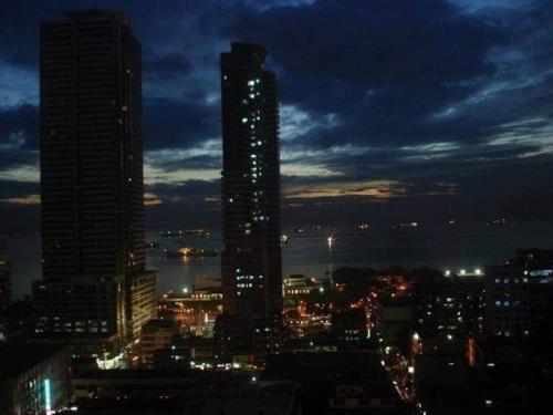 Condo in Ermita Manila, Near US Embassy, Mall and Parks with Excellent ...