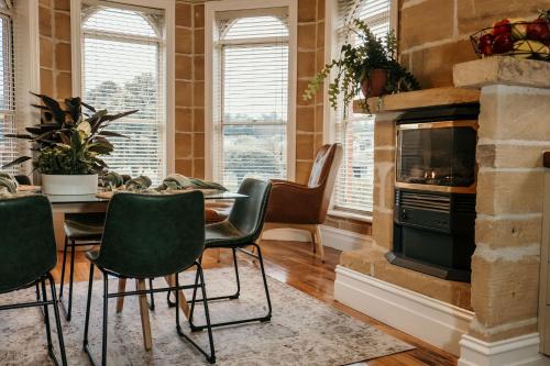 The Rose Turret, Warrnambool (updated prices 2025)