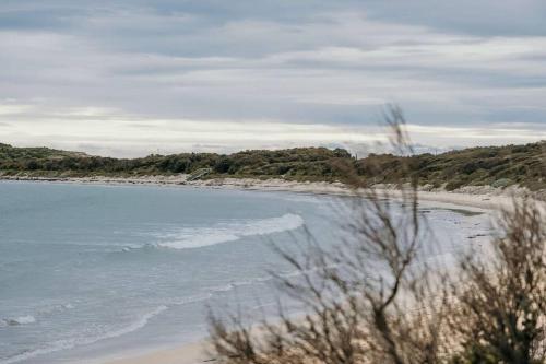 The Rose Turret, Warrnambool (updated prices 2025)